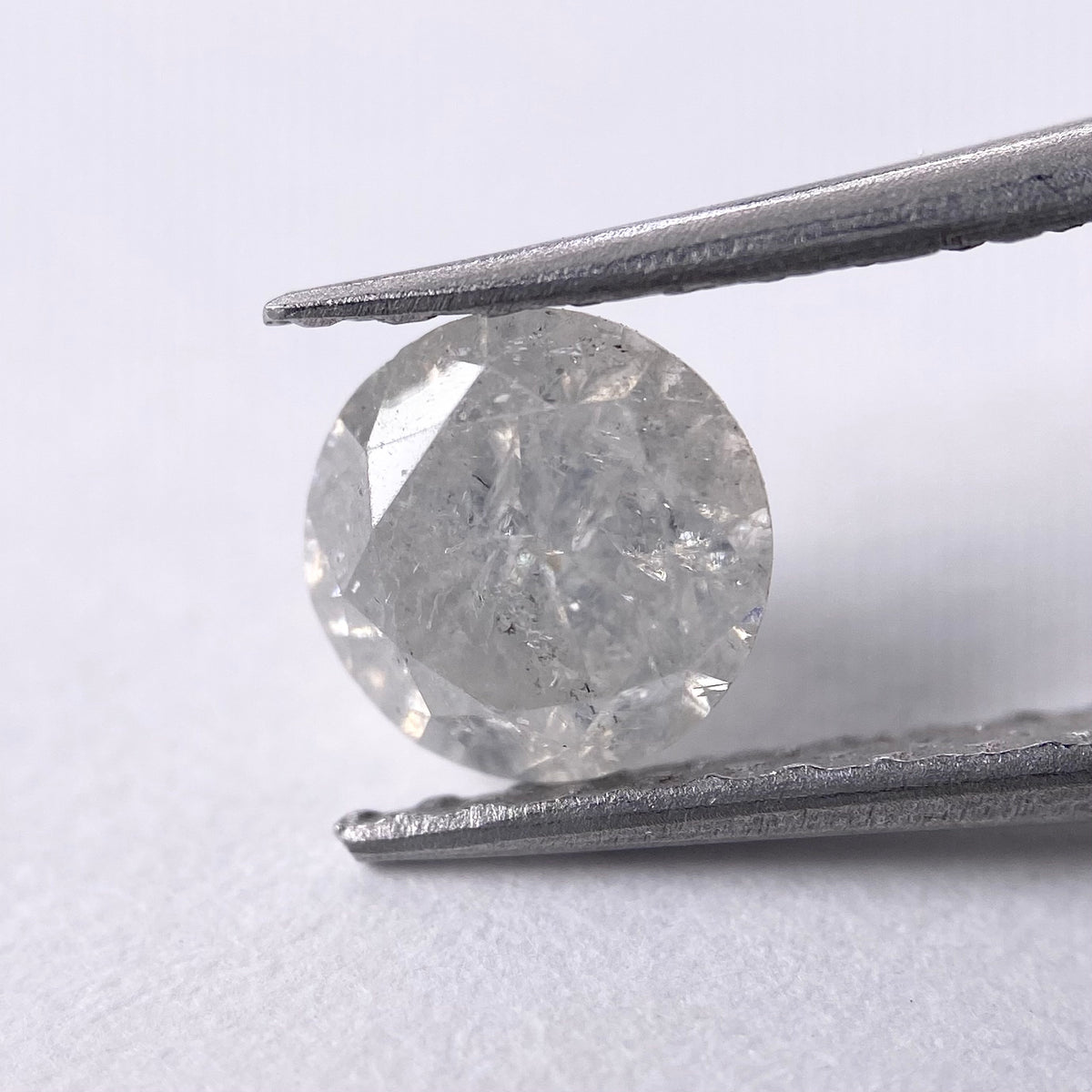 0.82ct 5.83x5.85x3.69mm Ice Round Brilliant IC3017/4